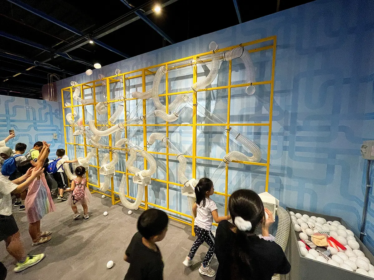 Chaos Lab Singapore - A Lab Themed Indoor Playground for Kids